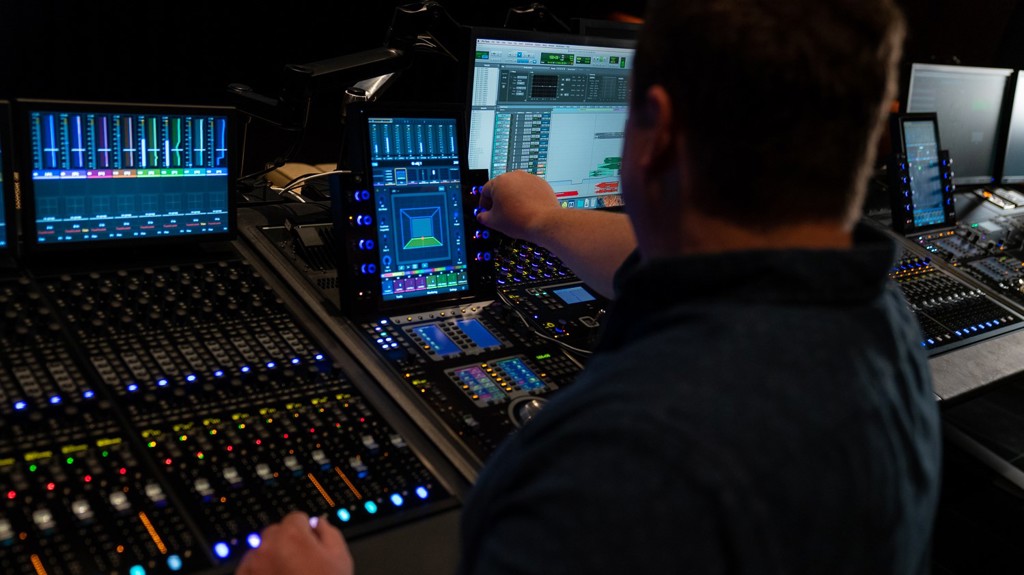 Content creators: using Dolby Atmos Music - Dolby Professional - Dolby ...